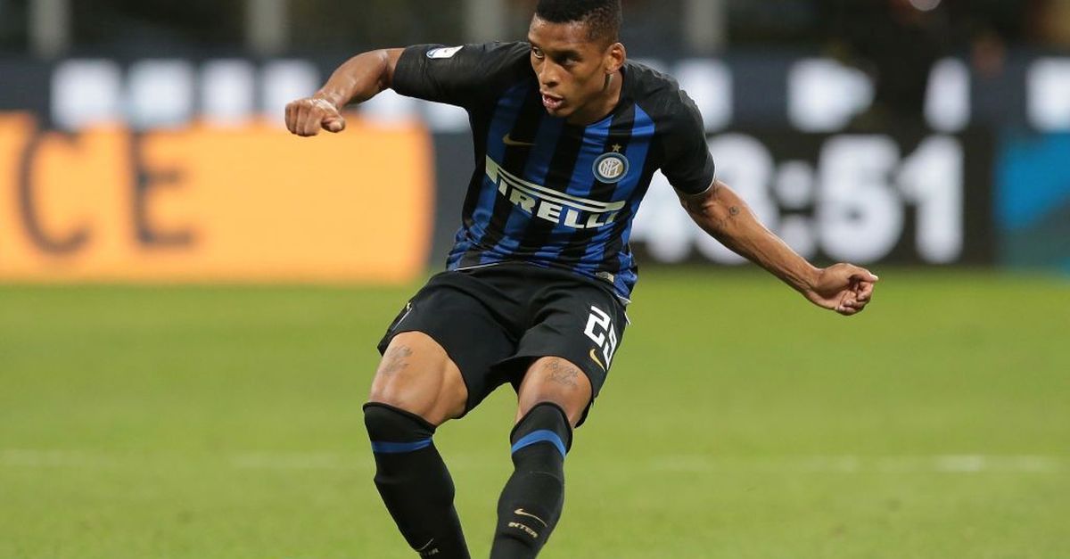 Dalbert compie 25 anni: gli auguri di compleanno arrivano anche dall ...