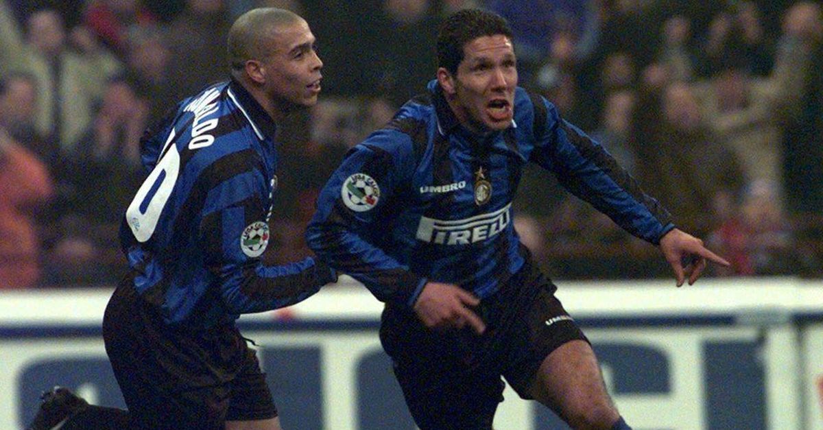 Inter, retroscena Ze Elias: "Simeone-Ronaldo, scontro per i premi" - FC ...