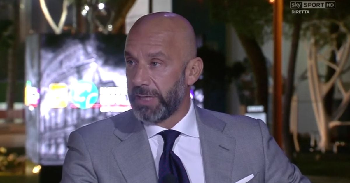 VIDEO / Vialli e la sua battaglia a viso aperto contro il tumore - FC ...