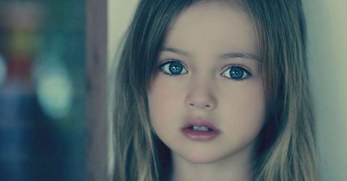 La piccola Kristina, baby top model a 9 anni: e sul web scoppia la ...