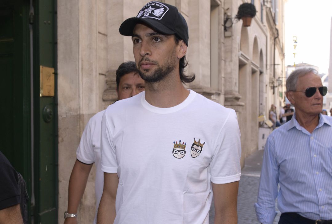 Javier Pastore incontra i tifosi al Roma Store – FOTO GALLERY ...