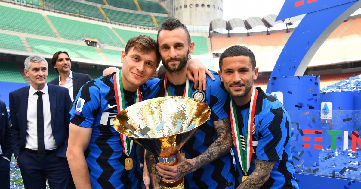 Inter, Barella: “Per Noi, per Voi, per Tutti, il Biscione è di nuovo ... Inter, Barella: “Per Noi, per Voi, per Tutti, il Biscione è di nuovo ...
