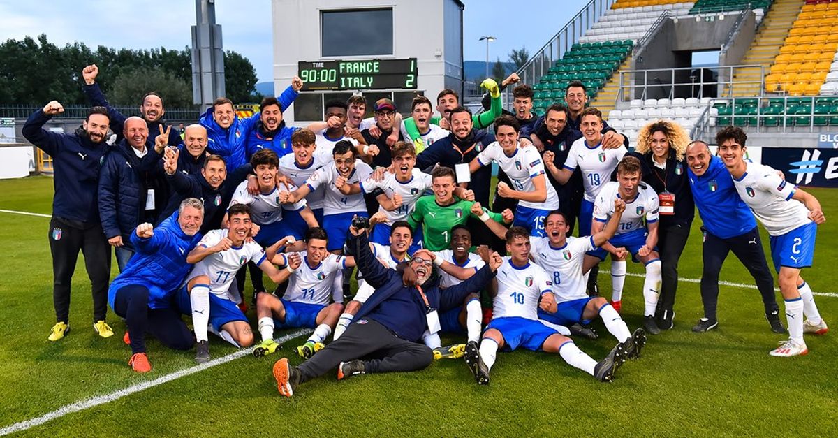 EURO U17 – Italia in finale! Splendido gol di Esposito sotto gli occhi ...