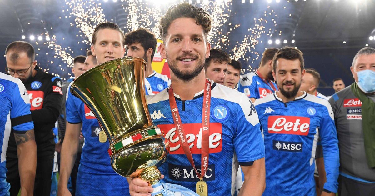 Il Napoli ricorda con una clip il trionfo in Coppa Italia 2019/2020 ...