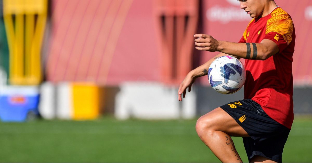 Dybala torna in gruppo, convocato per Qatar 2022. Smalling rinnova con ... Dybala torna in gruppo, convocato per Qatar 2022. Smalling rinnova con ...