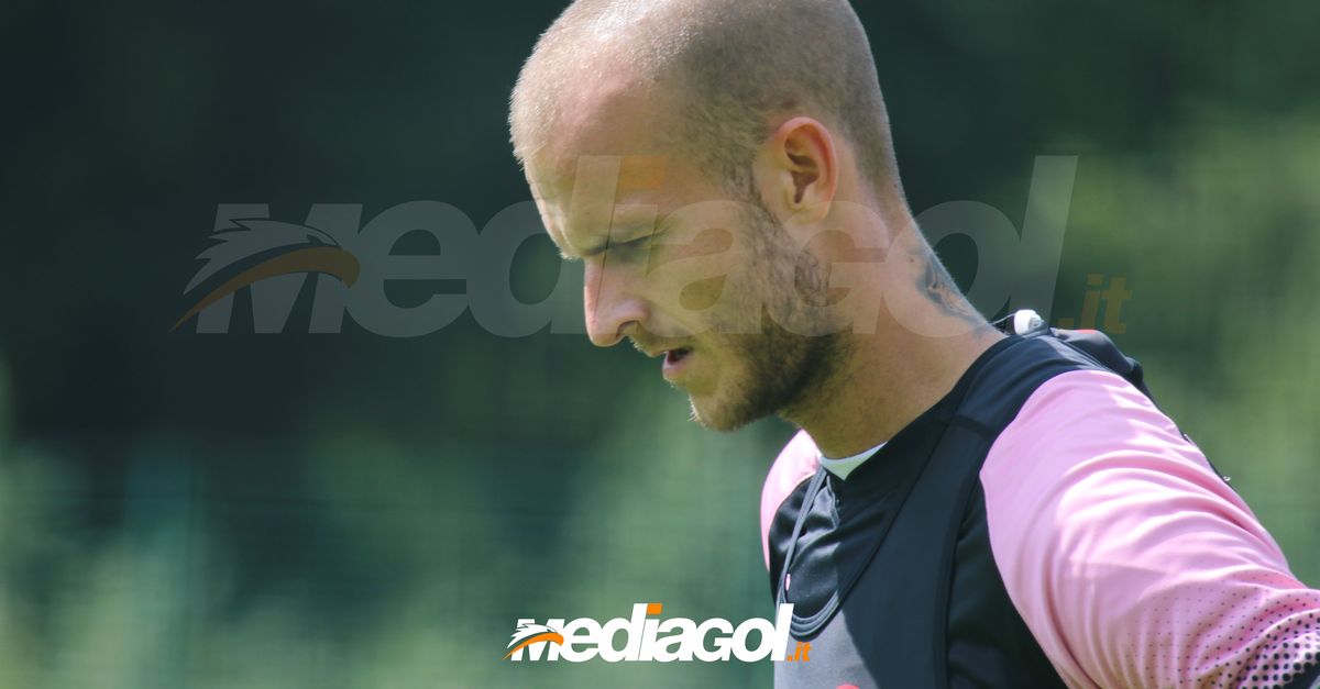 Calciomercato, ufficiale: l’ex Palermo Struna è un nuovo calciatore del ...