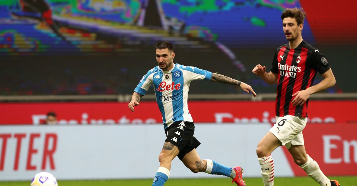 Milan Napoli 0 1 Le Immagini Del Gol Di Politano Video Pianeta Milan