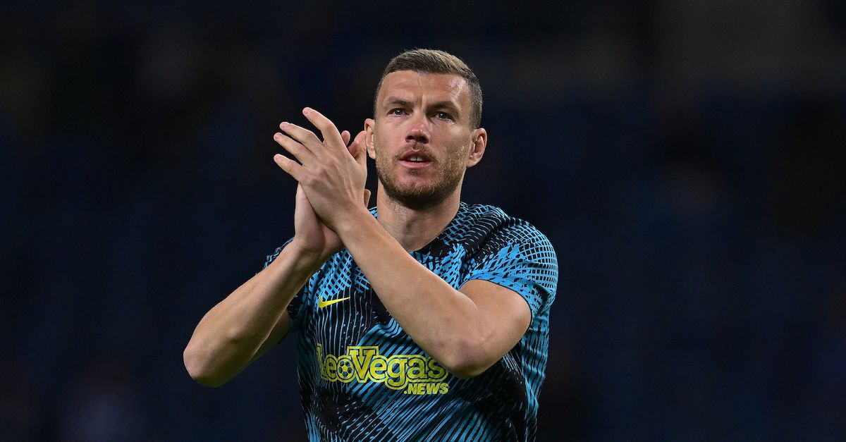 Dzeko oggi compie 37 anni: il messaggio di auguri dell’Inter - FC Inter ...