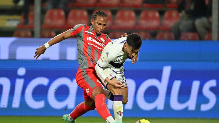 FOTO – Il contatto tra Nico Gonzalez e Aiwu - Viola News