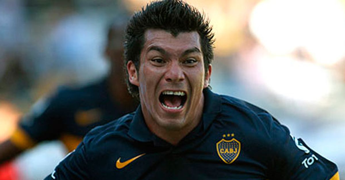 Un tifoso a Medel: “Torna al Boca, questa è casa tua”. E il Pitbull ...