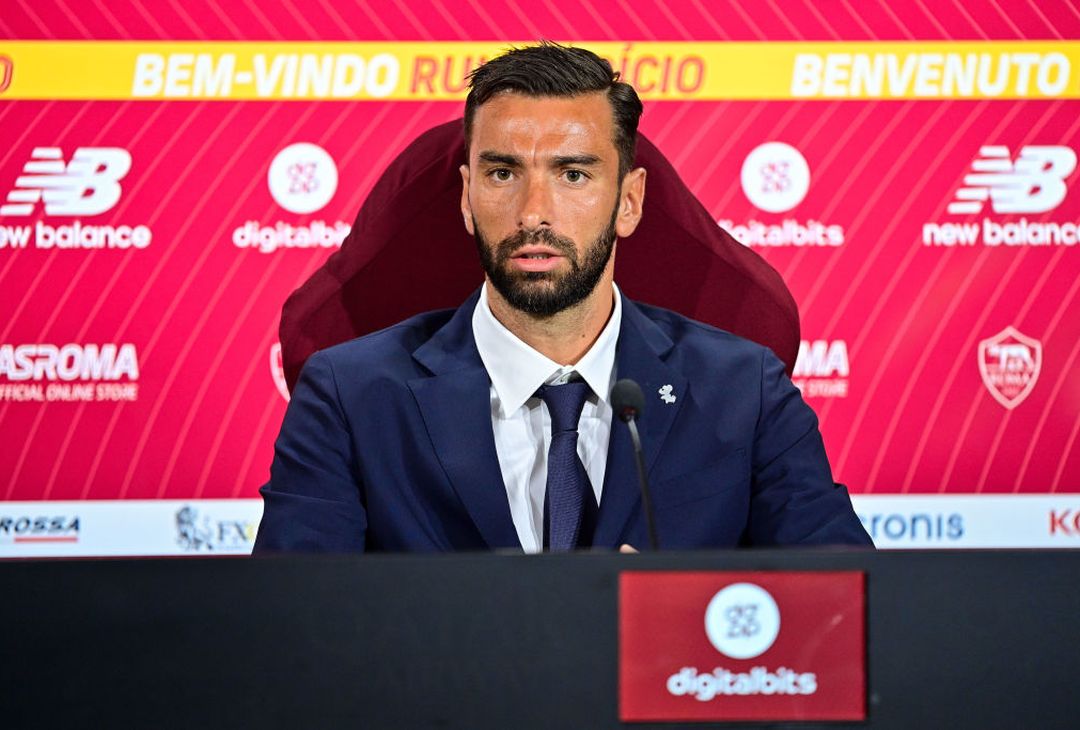 Roma, la conferenza di presentazione di Rui Patricio – FOTO GALLERY ...