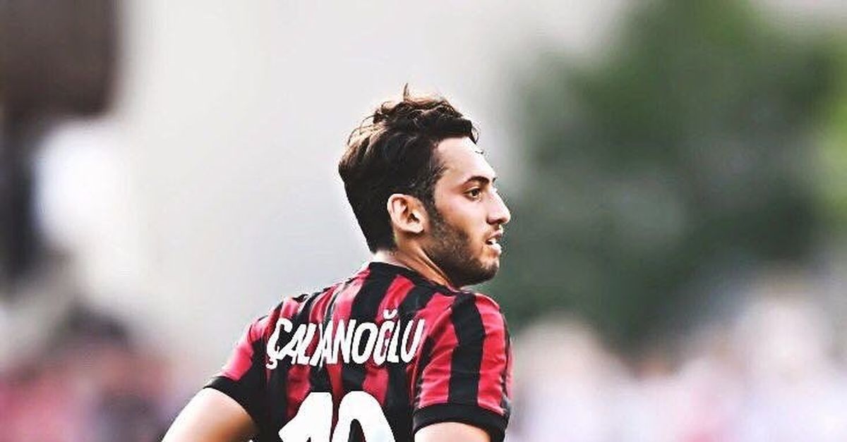 Calhanoglu su Instagram: “Forza Milan!” - Pianeta Milan