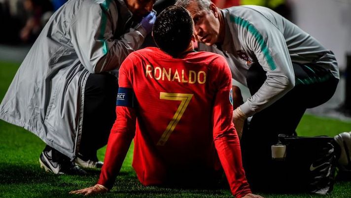Infortunio per Cristiano Ronaldo! Problema muscolare, allarme ...