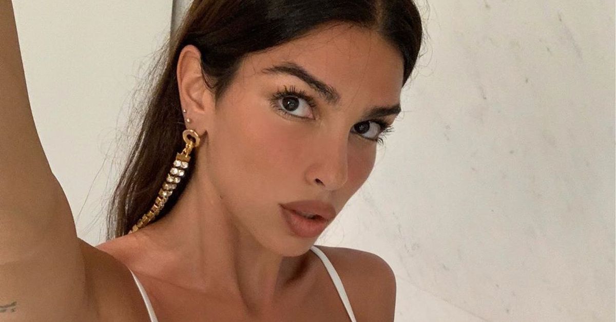 Jovana, abbronzatura e intimo da capogiro: lo scatto ‘super hot’ di lady Djordjevic - Golssip