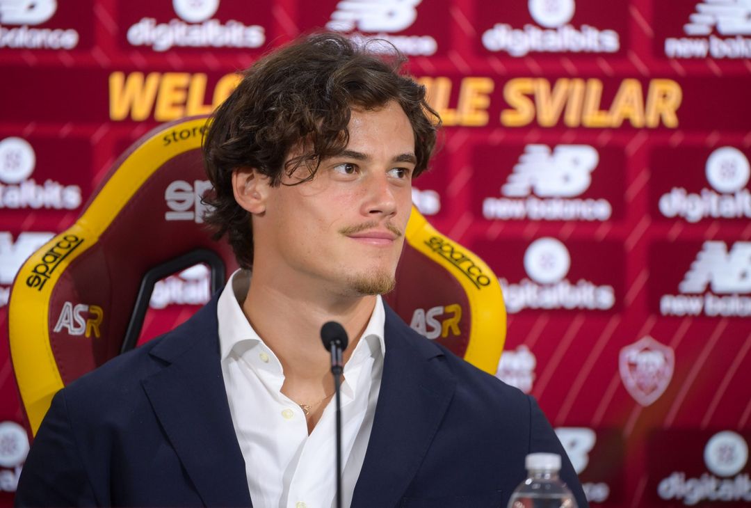 Roma, la conferenza stampa di presentazione di Svilar – FOTO GALLERY ...