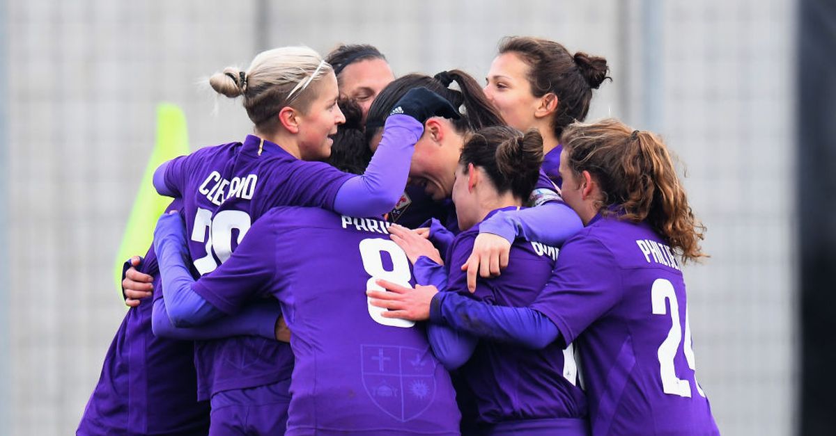 Svolta: le atlete diventano sportive professioniste - Viola News