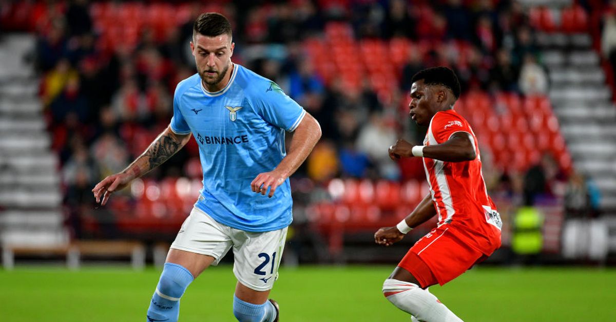 Milinkovic non convince in amichevole, CorSport: “La scusa della caviglia non regge più” - SosFanta