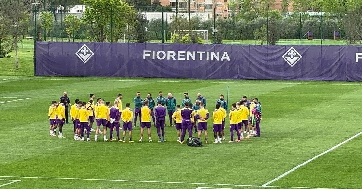 VIDEO VN – Fiorentina in cerchio: Italiano parla a tutta la squadra ...