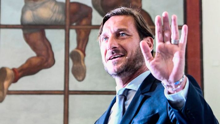 Sky: “Due squadre italiane hanno fatto una proposta a Francesco Totti ...