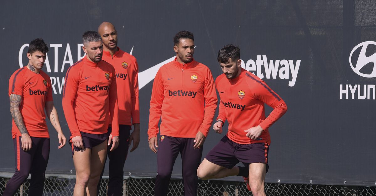 Trigoria, penultimo allenamento prima del Frosinone – FOTO GALLERY ...