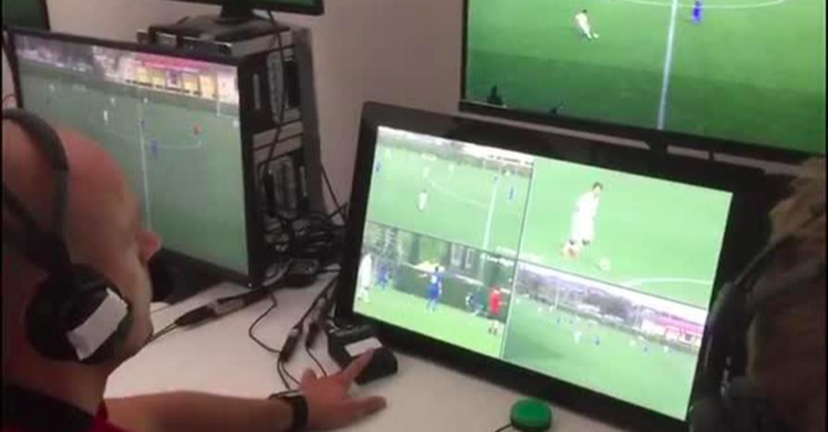 Video – Arbitri e Var, ecco cosa succede nelle situazioni al limite ...